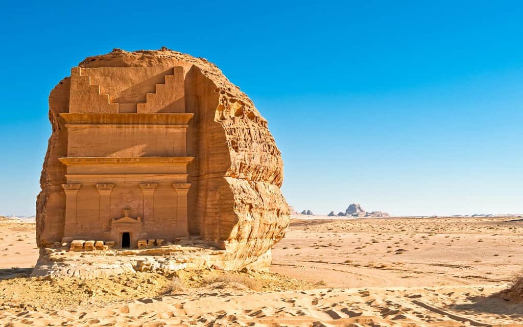 The Saudi Heritage Authority Resumes Archaeological Excavations | Leaders