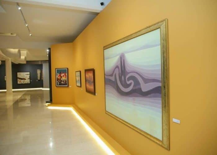 A Saudi artist paints portraits using Arabic calligraphy & poetry | Leaders
