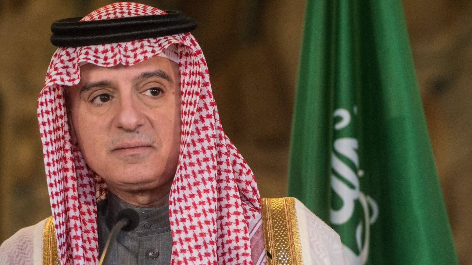 Saudi Minister of State for Foreign Affairs meets a delegation of ...