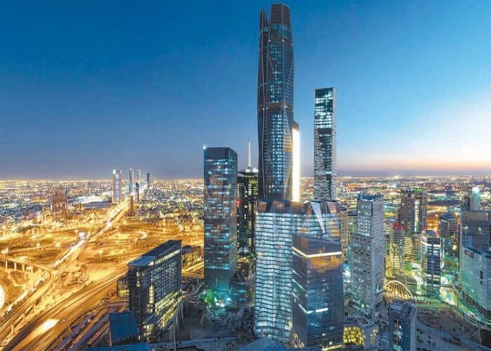 Saudi Arabia Surpasses Regional Headquarters Target | Leaders