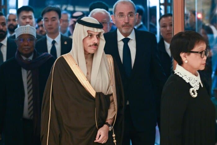 Saudi Foreign Minister Arrives in Baghdad for Official Visit | Leaders