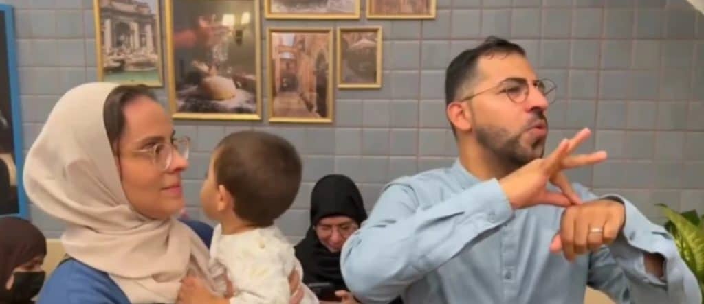 Al Qatif Hosts First Deaf-friendly Restaurant in Saudi Arabia | Leaders