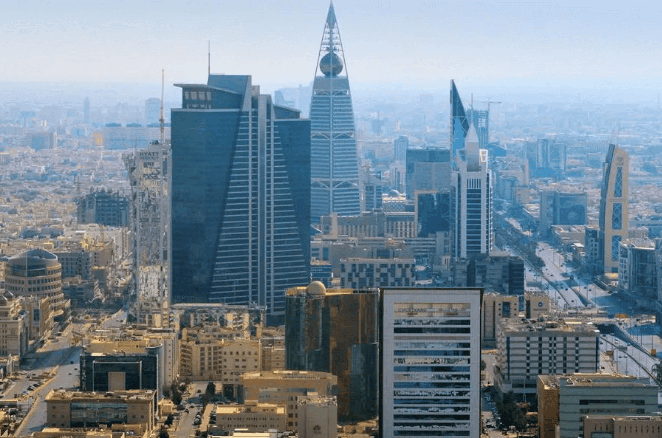Monsha’at: Commerce, FinTech Sectors Thrive in Q2 2024 | Leaders