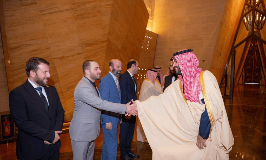 Photos: Saudi Crown Prince Receives Syrian President Al-Sharaa | Leaders