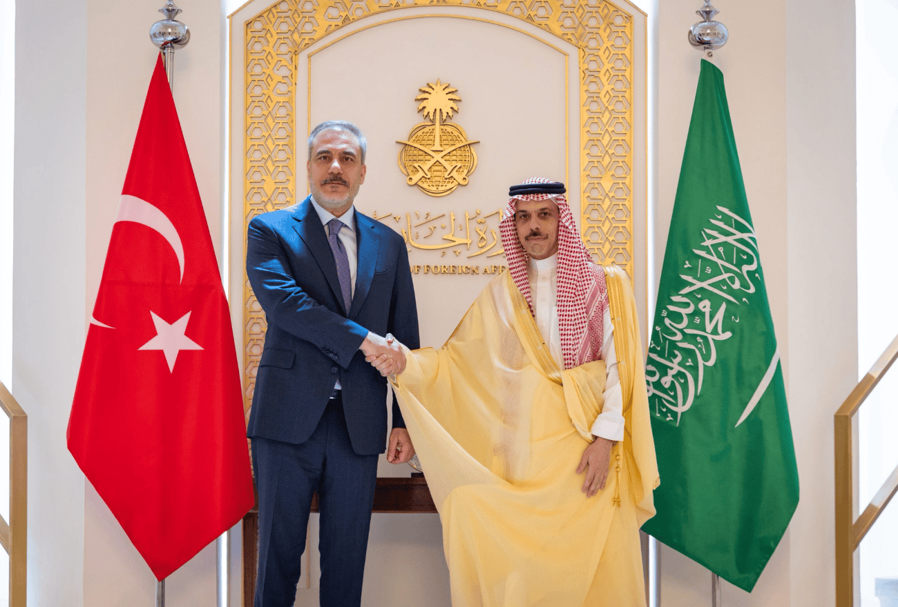Saudi, Turkish FMs Meet in Riyadh, Bolster Bilateral Cooperation | Leaders