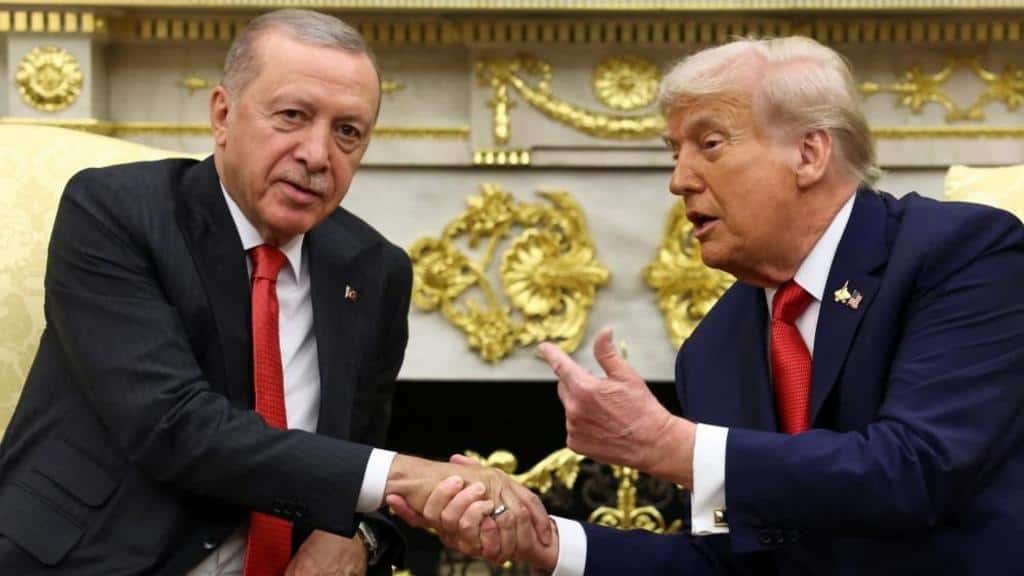 Turkey Expects Swift Resolution on CAATSA Sanctions 'Very Soon' | Leaders
